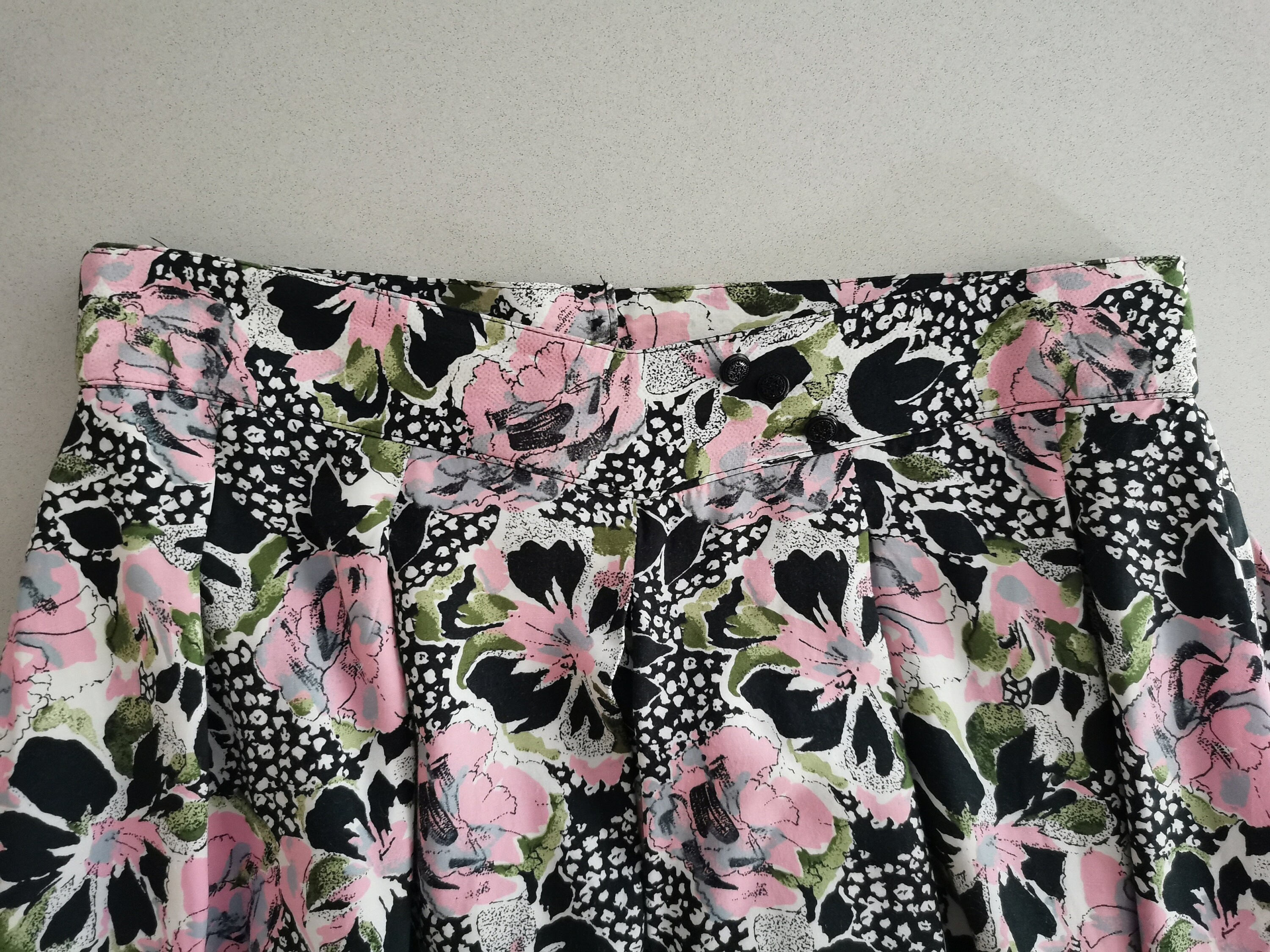 Vintage 80s Floral Mid-calf Skirt, Boho Pleated Skirt, Colorful Summer ...