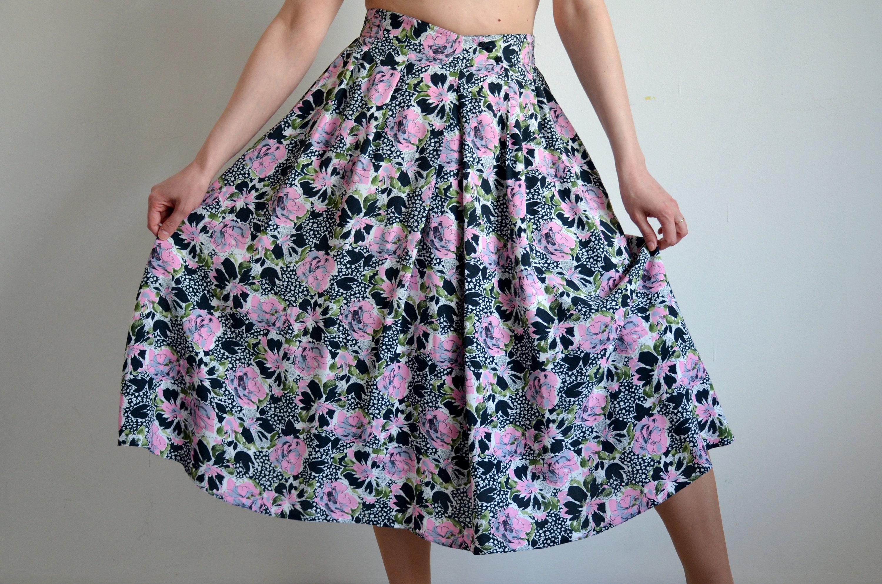 Vintage 80s Floral Mid-calf Skirt, Boho Pleated Skirt, Colorful Summer ...