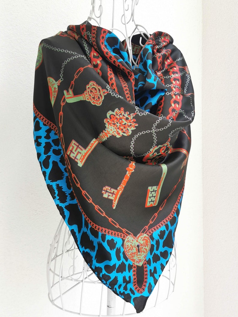 Vintage 80's Keys & Chains Print Scarf Novelty / Animal - Etsy