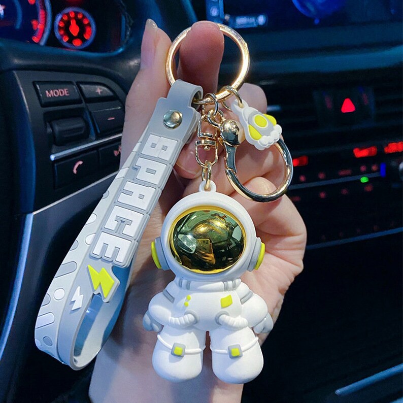 Cool Astronaut spaceman Dripping Delicate Keychain Friends - Etsy
