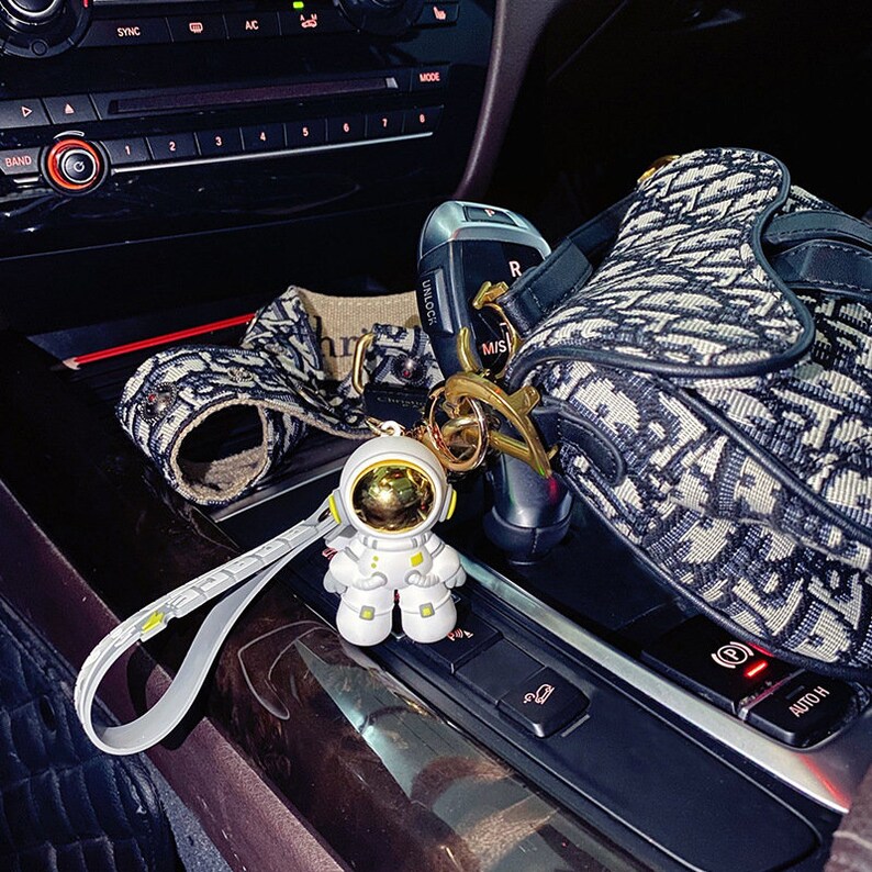 Cool Astronaut spaceman Dripping Delicate Keychain Friends - Etsy