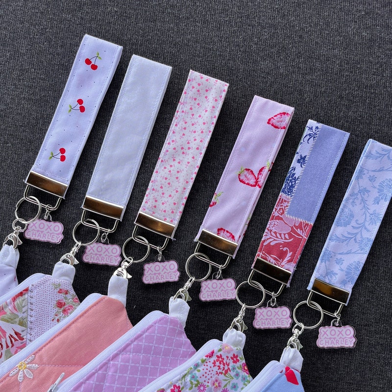 Wristlet Keychain - Etsy