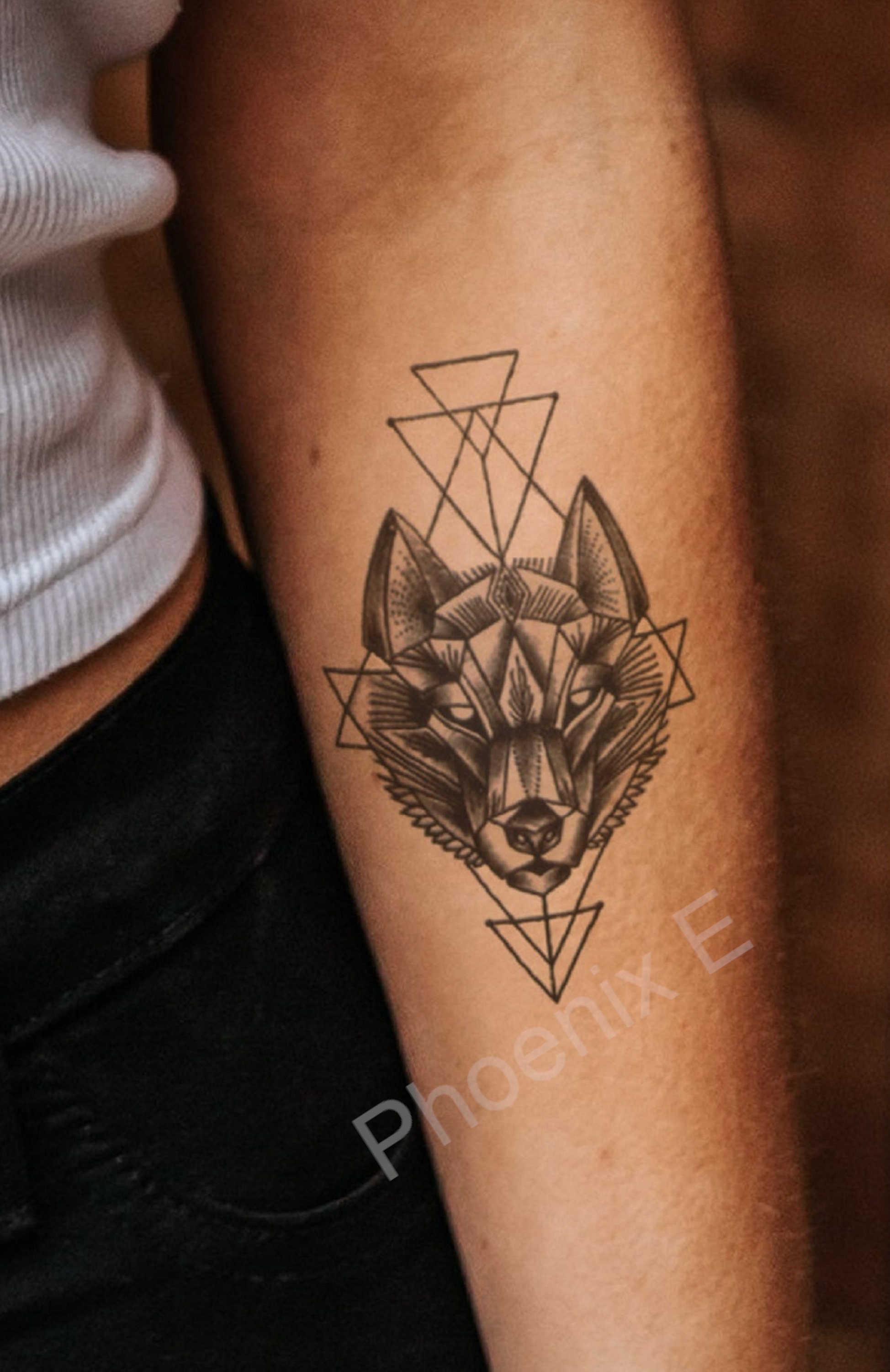 Geometric Wolf Body