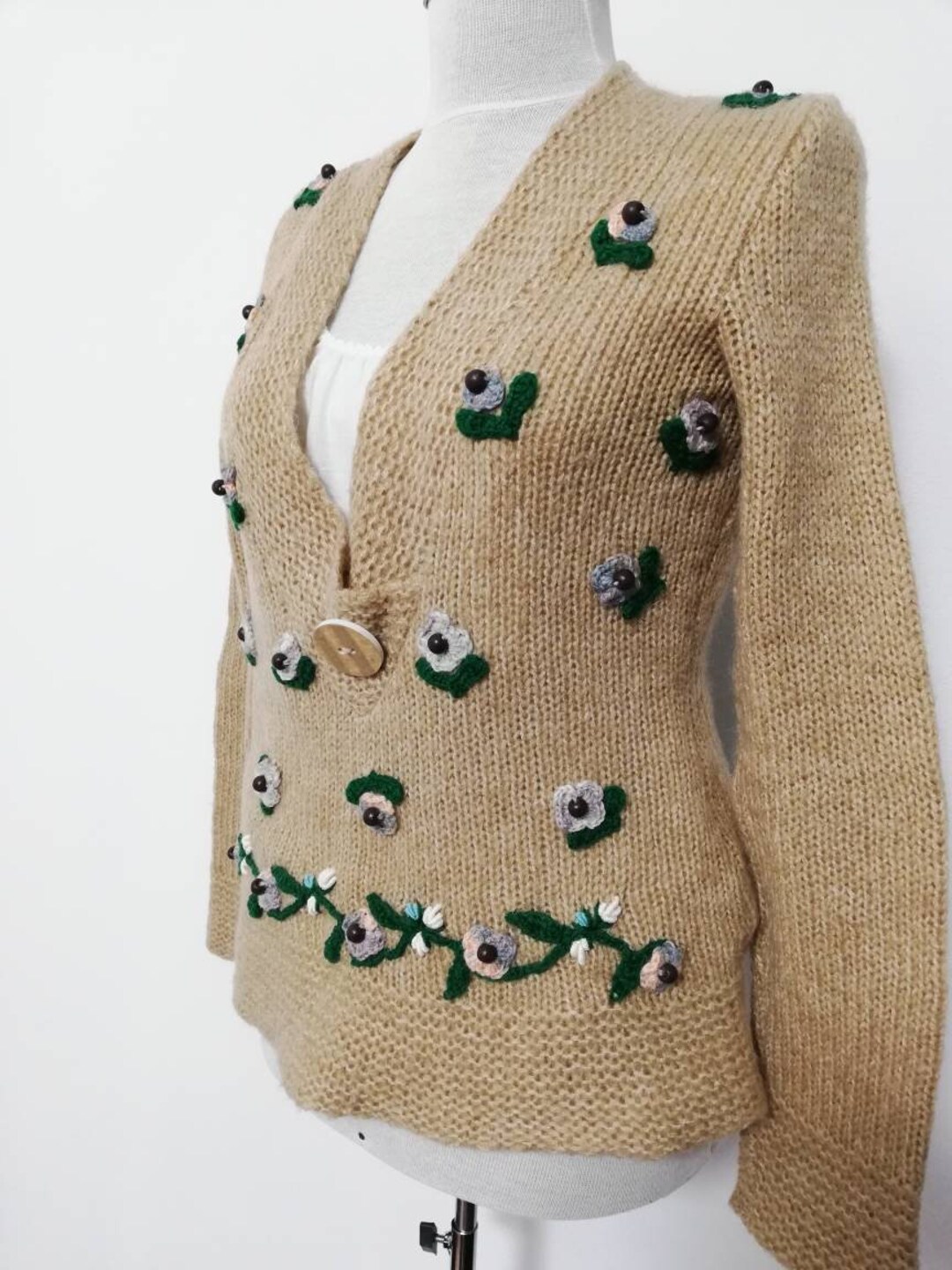 Tyrolean Sweater, Hand Embroidery Flowers, Austrian Sweater,bavarian ...