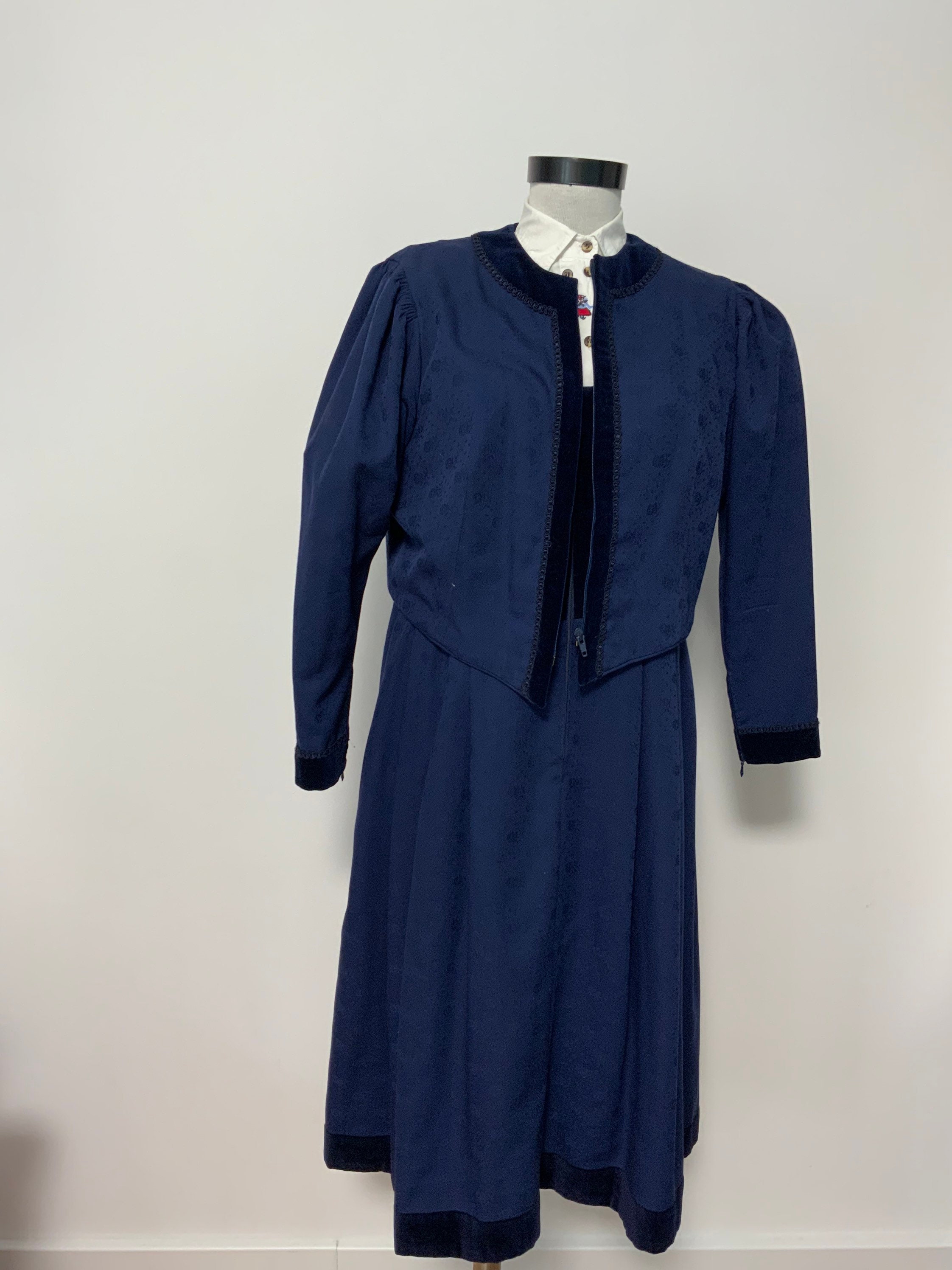 Dirndl Dress and Blazer, Trachten Suit, Navy German Suit, Oktoberfest ...