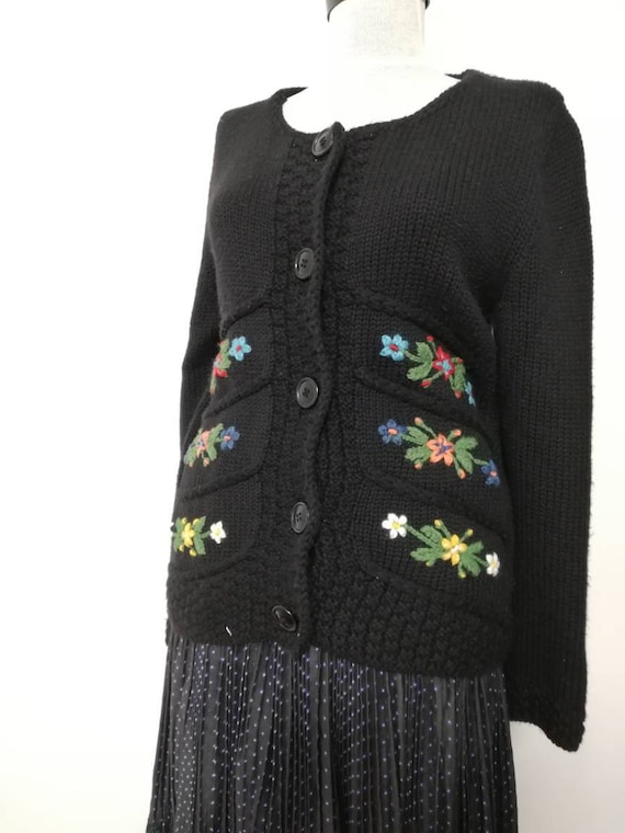 Tyrolean sweater, hand embroidery flowers, Austrian … - Gem