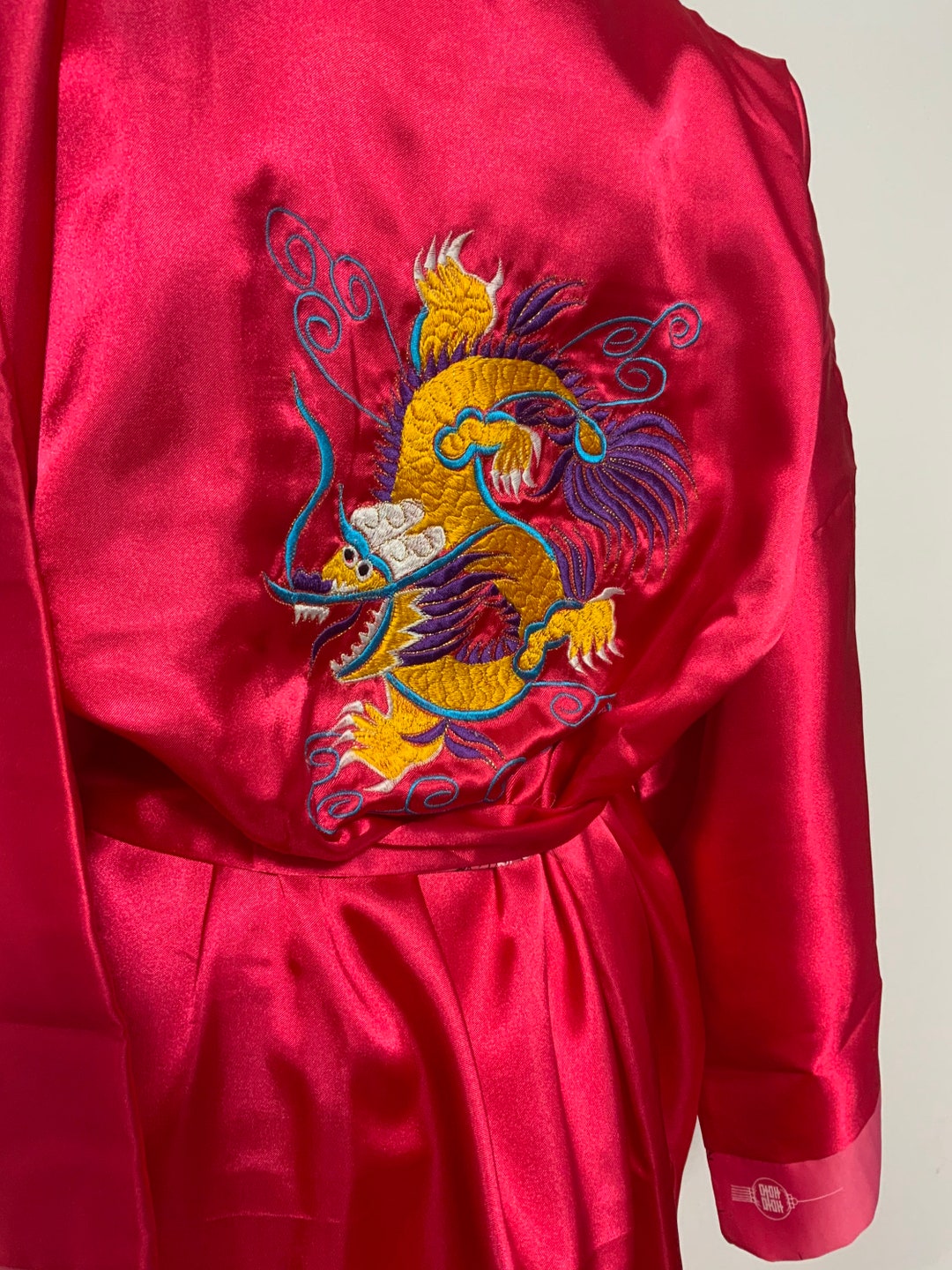 Hot Pink Kimono Robe, Dragon Embroidery, Vintage Dressing Gown - Etsy
