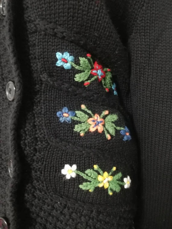 Tyrolean sweater, hand embroidery flowers, Austrian … - Gem