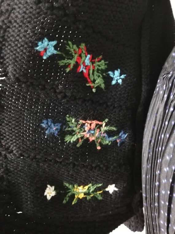 Tyrolean sweater, hand embroidery flowers, Austrian … - Gem