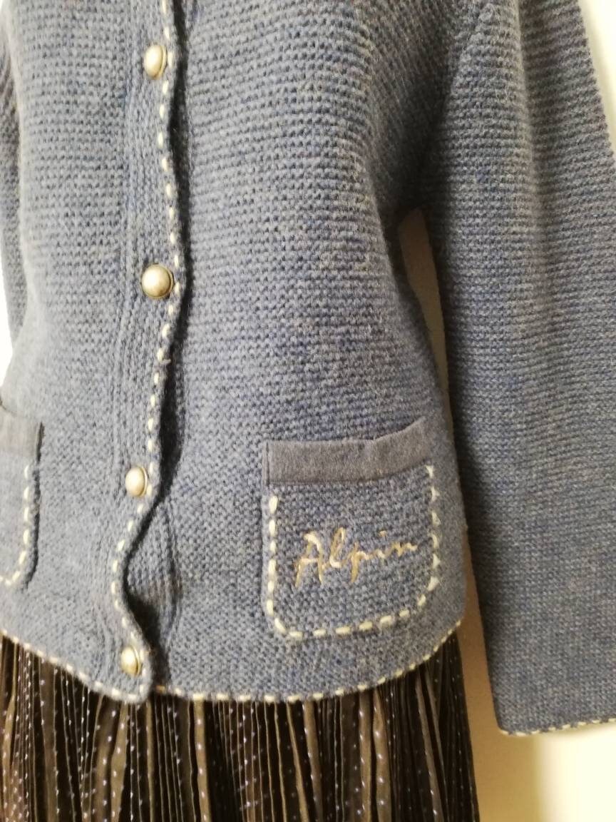 Tyrolean Sweater Hand Embroidery Flowers Austrian - Etsy