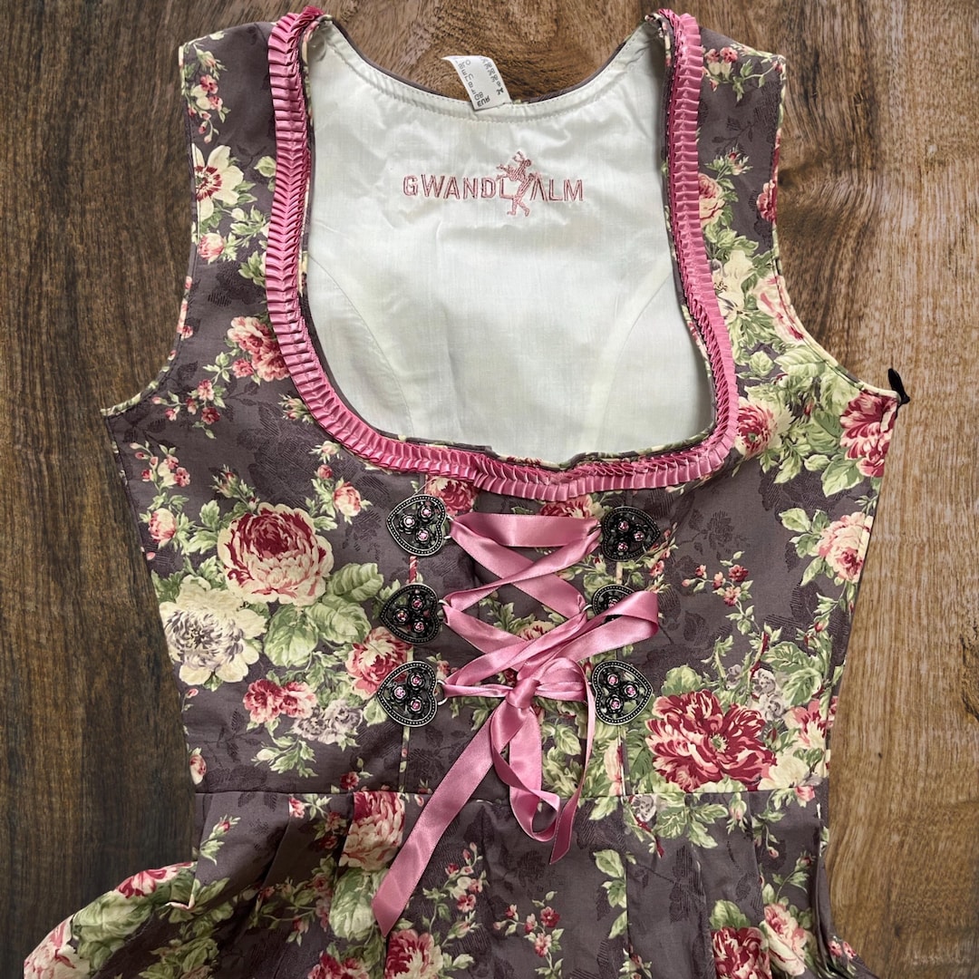 Gorgeous Tyrollean Dress, Dirndl, Trachten, Prairie Oktoberfest Fashion ...