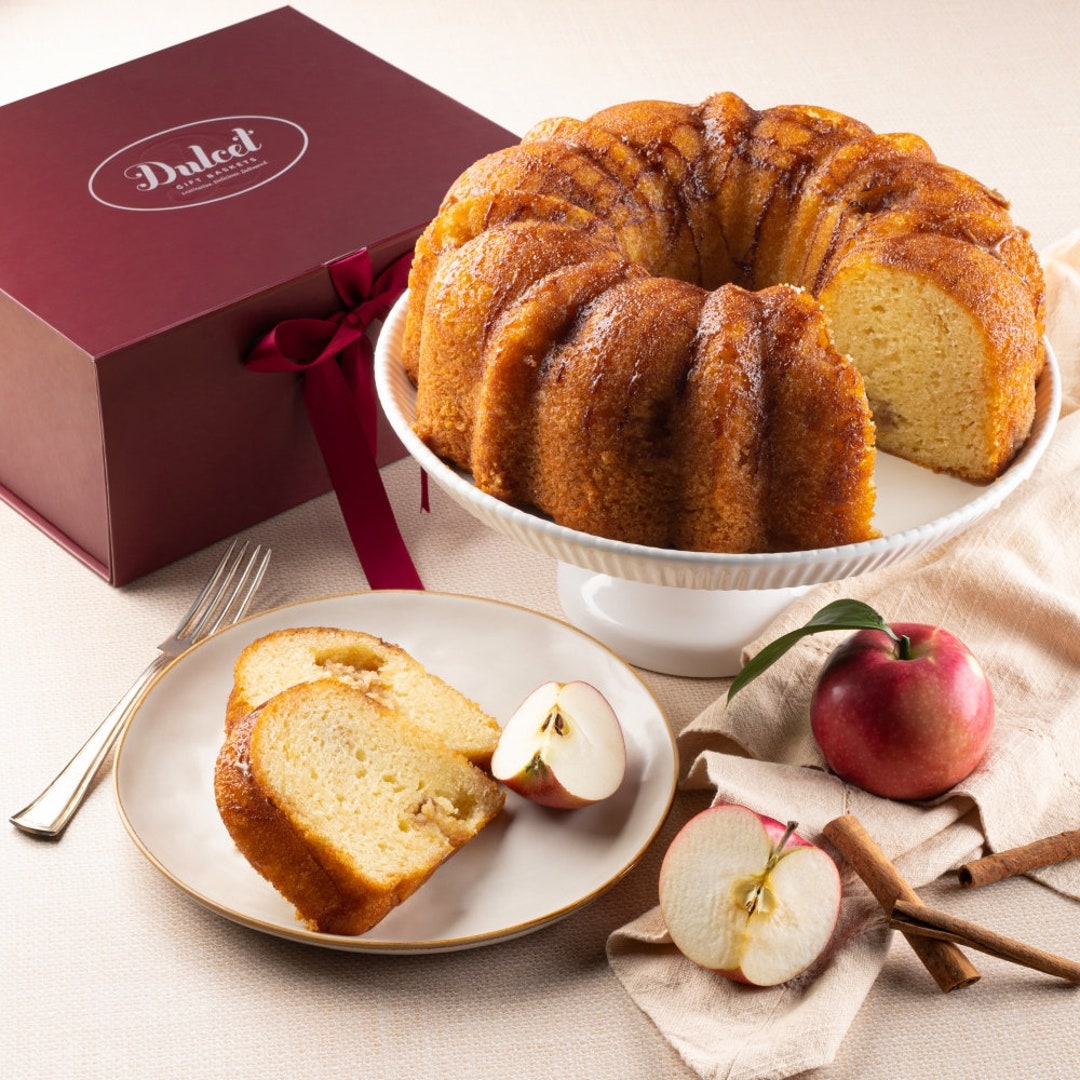 Apple Cinnamon Bundt Cake | Round Coffee Cake | Baked Goods Gift ...