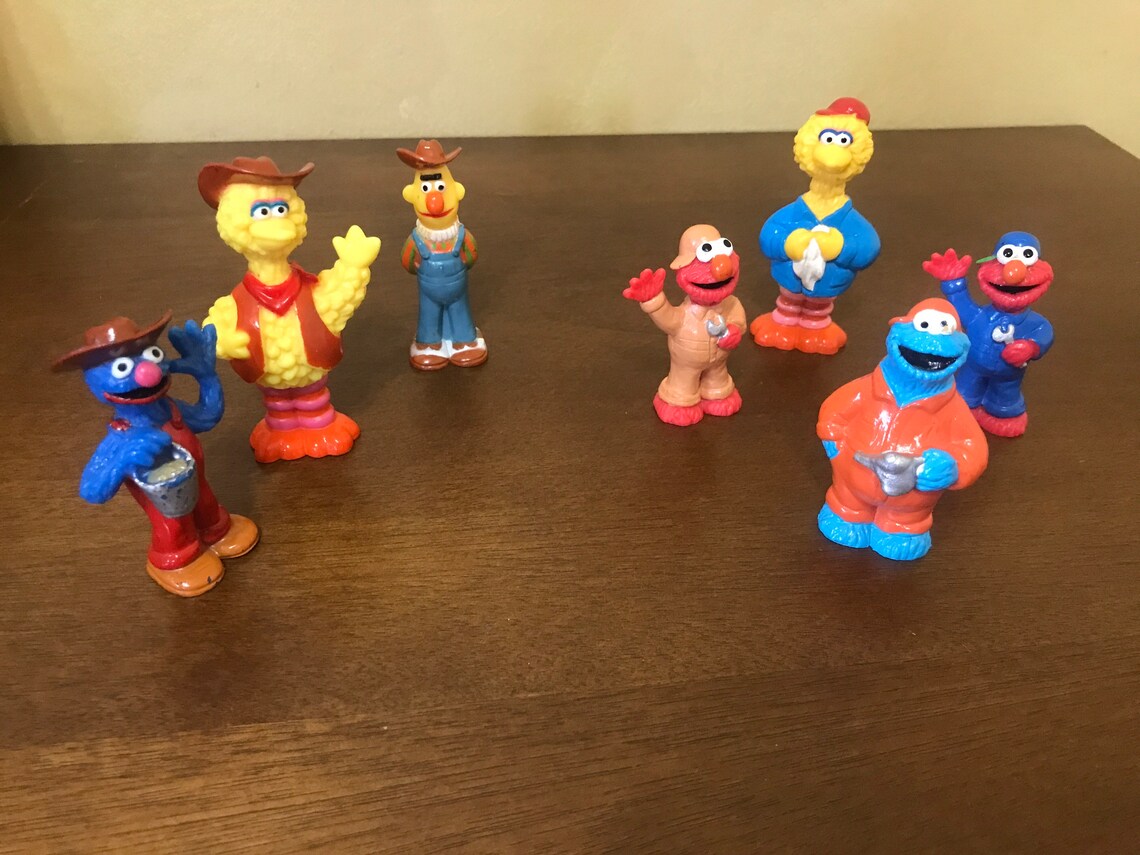 Vintage PVC Sesame Street Figurines CHOOSE ONE Prairie - Etsy