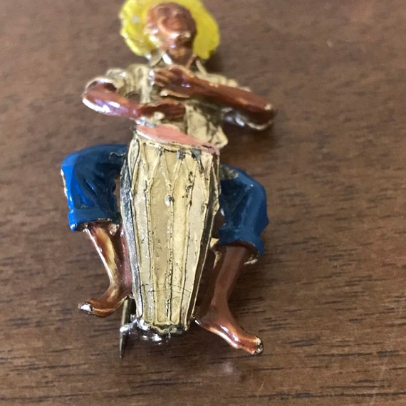 Vintage Hollywood Bongo Drummer Enamel Pin, Hollywood… - Gem