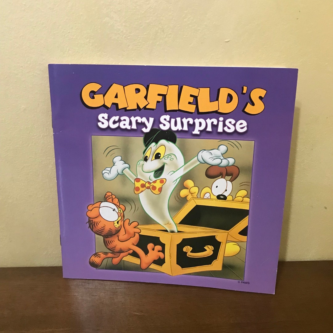 Garfield’s Scary Surprise by Mark Acey, 2002 PAWS Inc Softcover ...