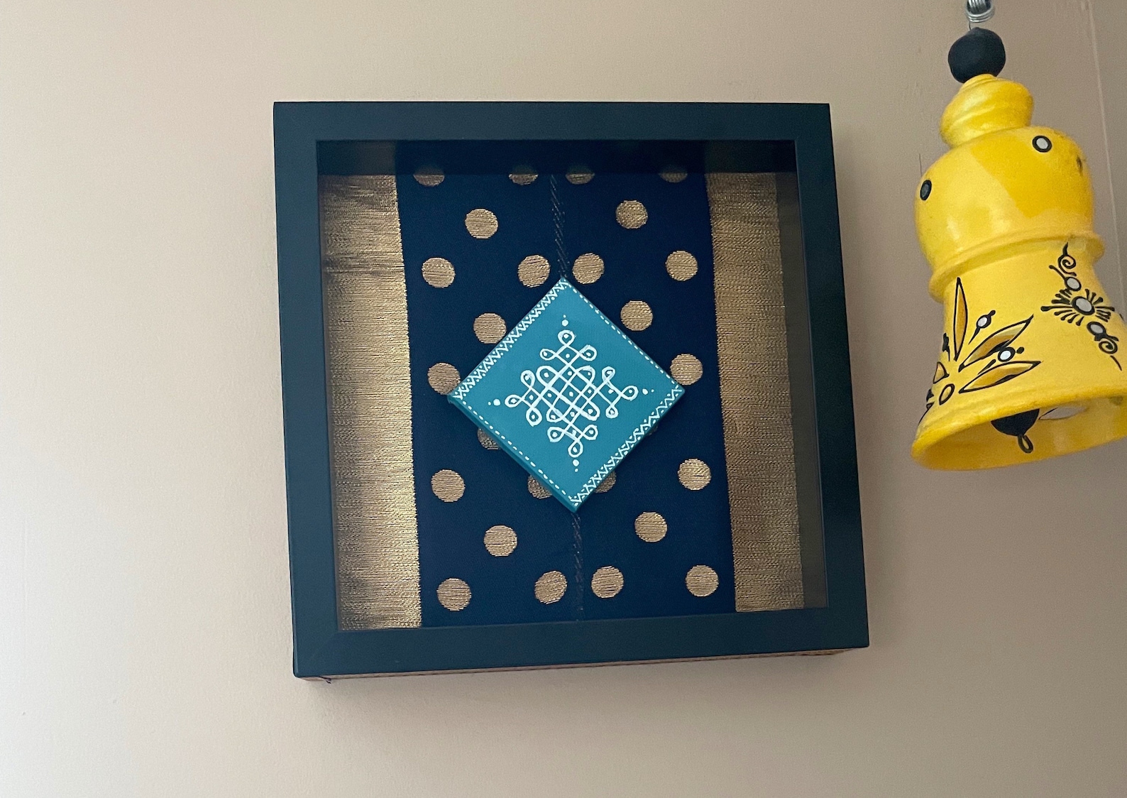 Ethnic Wall Decor , Dot Kolam Hand-painted Wall Decor,pooja Room ...