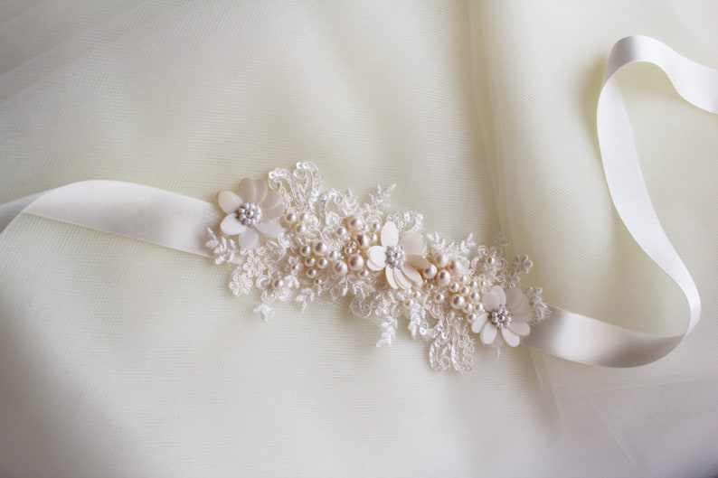 Dusky Pink Bridal Sash Wedding Sash With Flowers Pearl Etsy