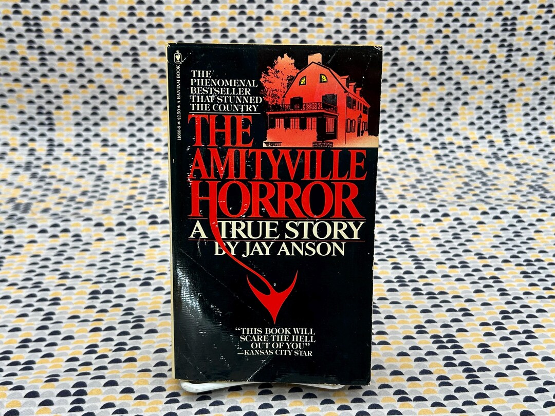 The Amityville Horror - Jay Anson - Vintage Paperback Book - Bantam ...