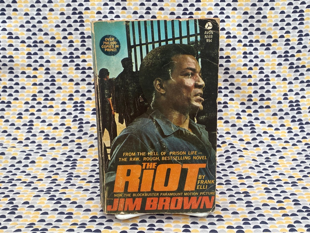Riot - Frank Elli - Jim Brown - Vintage Paperback Book - Avon Edition ...