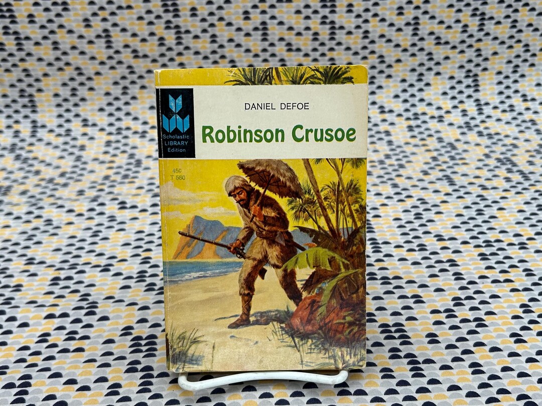 Robinson Crusoe - Daniel Defoe - Vintage Paperback Book - Scholastic ...