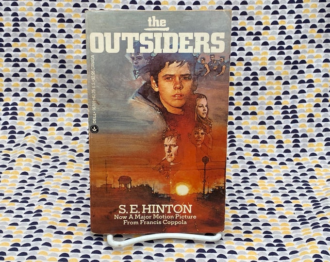 The Outsiders S.E. Hinton Movie Tie in Vintage Paperback Book Dell ...