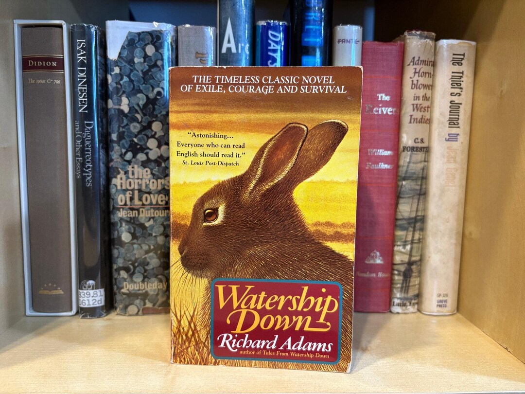Watership Down - Richard Adams - Vintage Paperback Book - Avon Edition ...