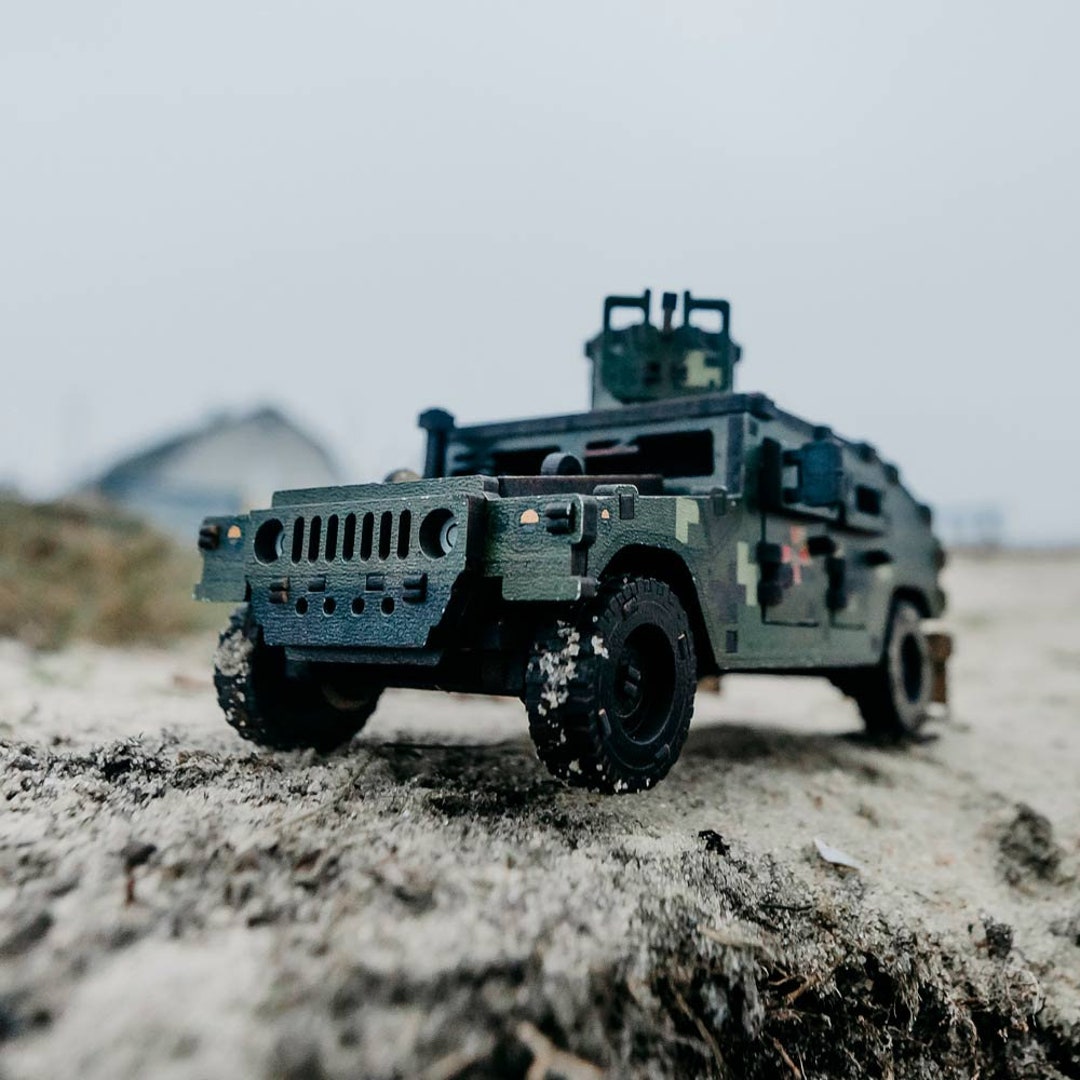 Modèle de véhicule militaire 3D en bois SUV. Kit à assembler - Etsy France