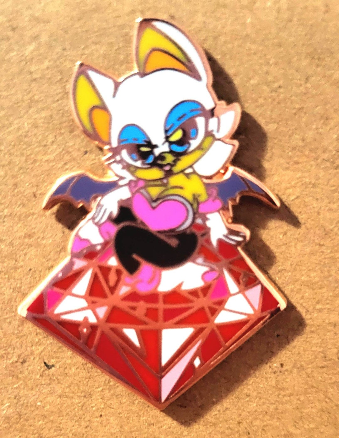 Rouge the Bat Jewelry Thief Pins - Etsy