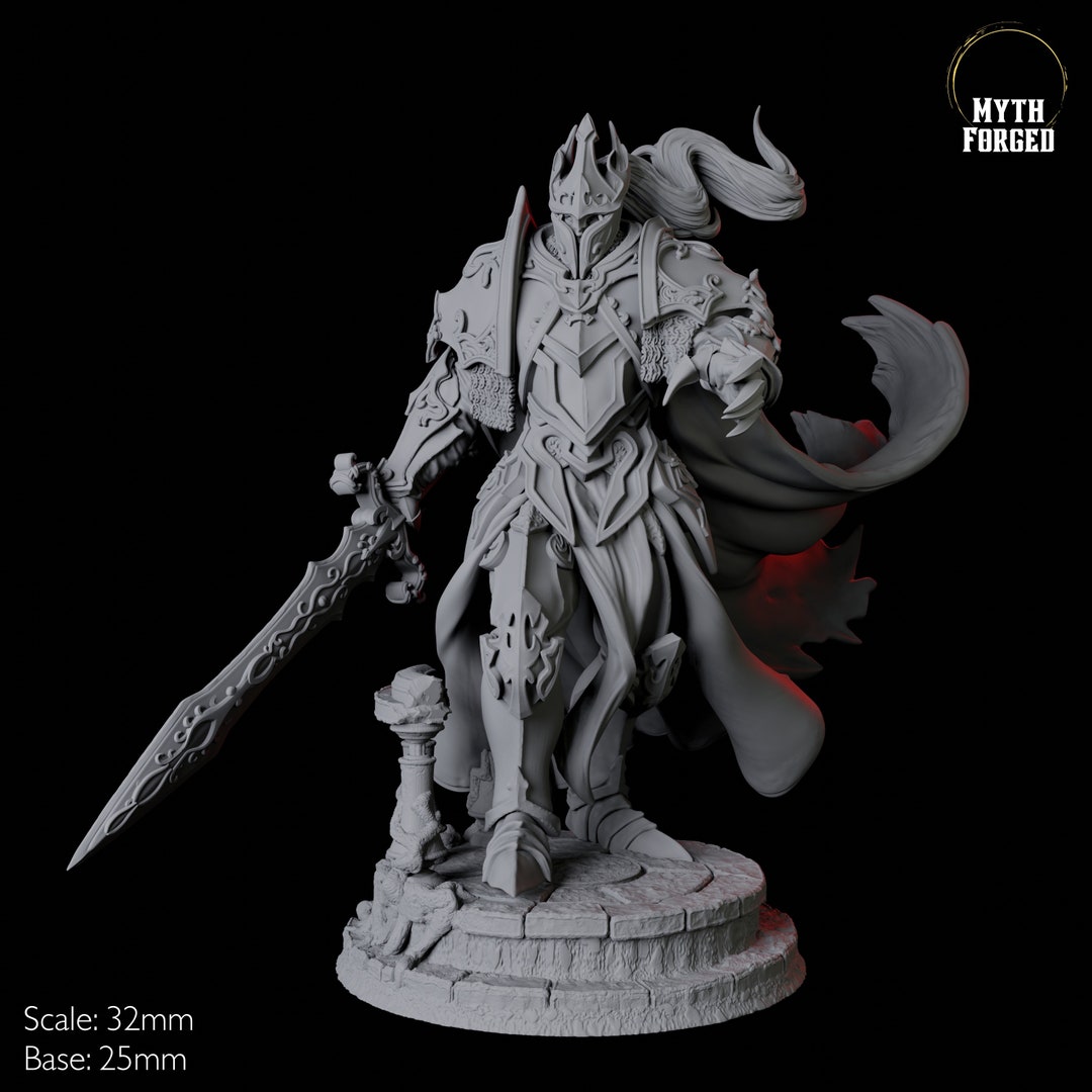 Striding Heavily Armoured Paladin Miniature for D&D, Dungeons and ...