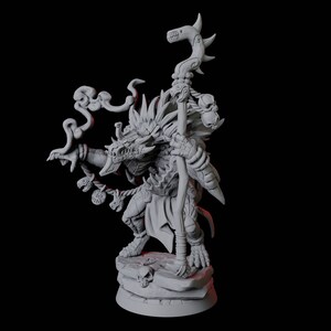 Old Lizardfolk Wizard Miniature for D&D, Dungeons and Dragons ...