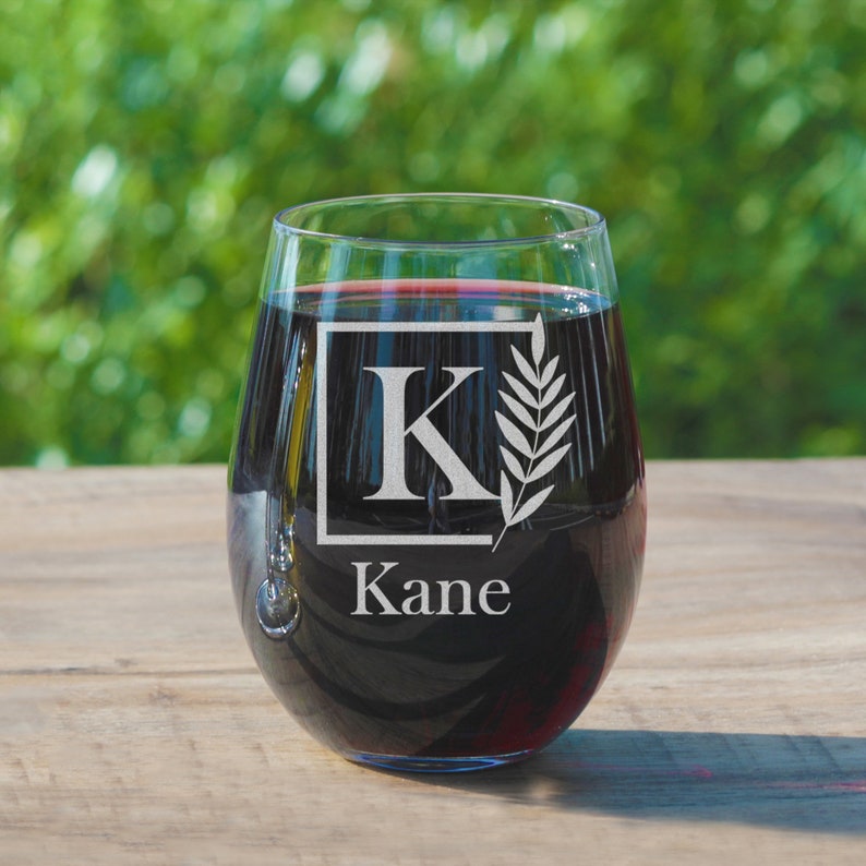 Personalized Wine Glass Monogram Custom Name or Initials - Etsy