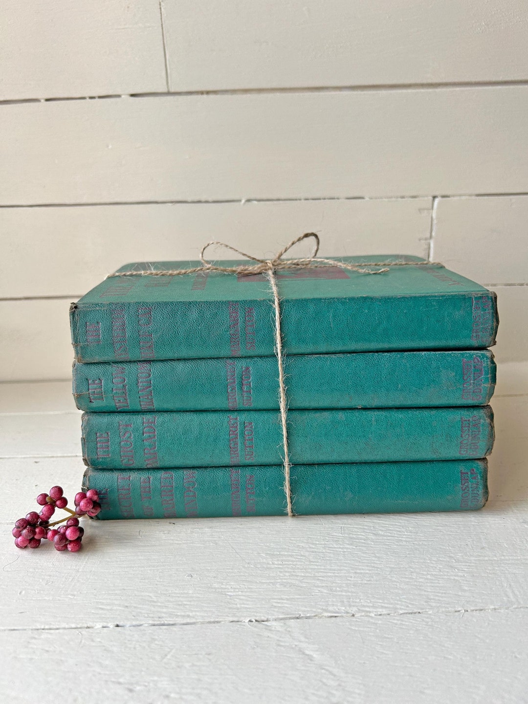 Vintage Dark Green Book Bundle, Set of 4, Set of Green Books, Colorful ...
