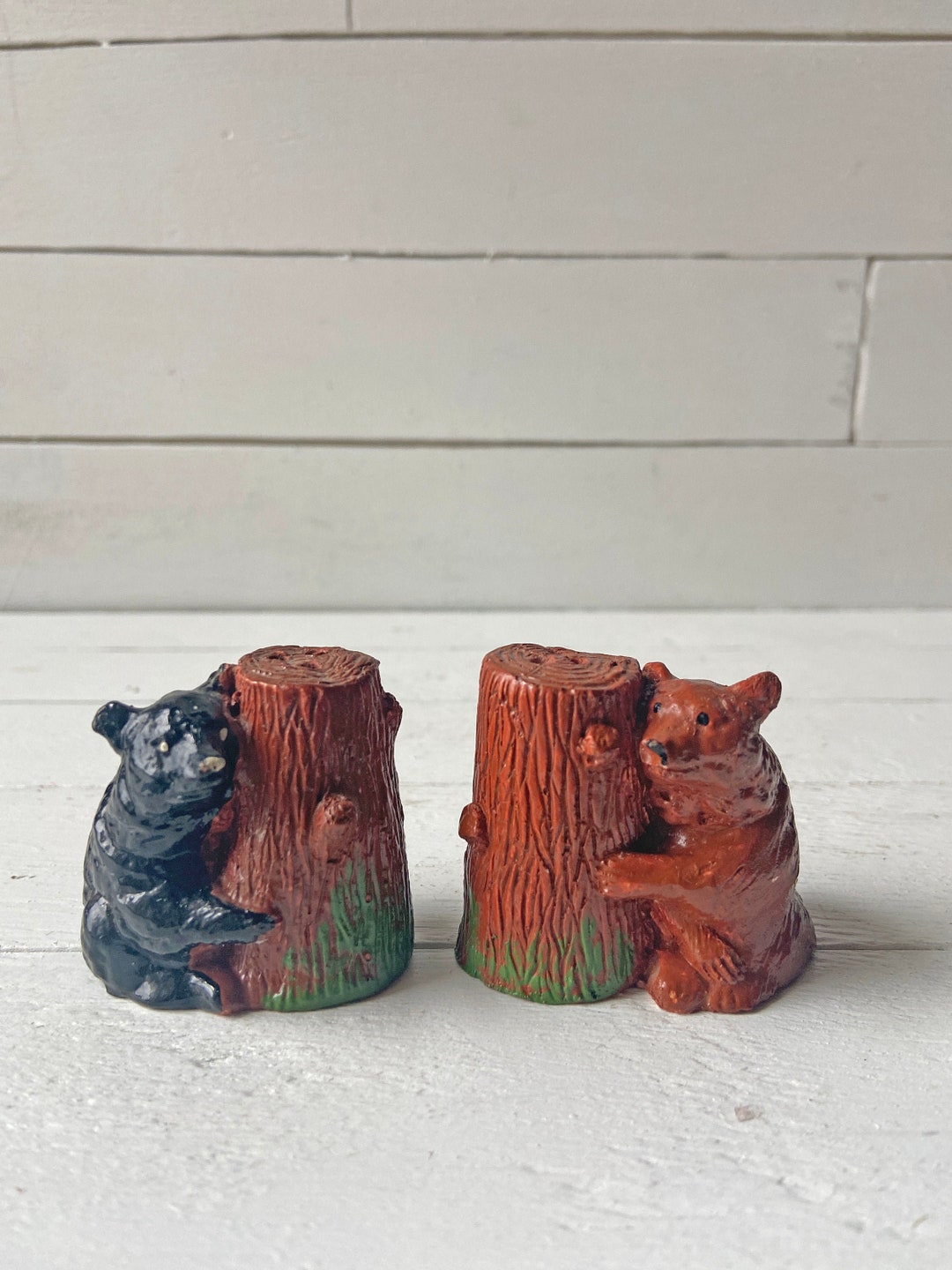 Vintage Black and Brown Bear Tree Stump Salt and Pepper Shakers ...
