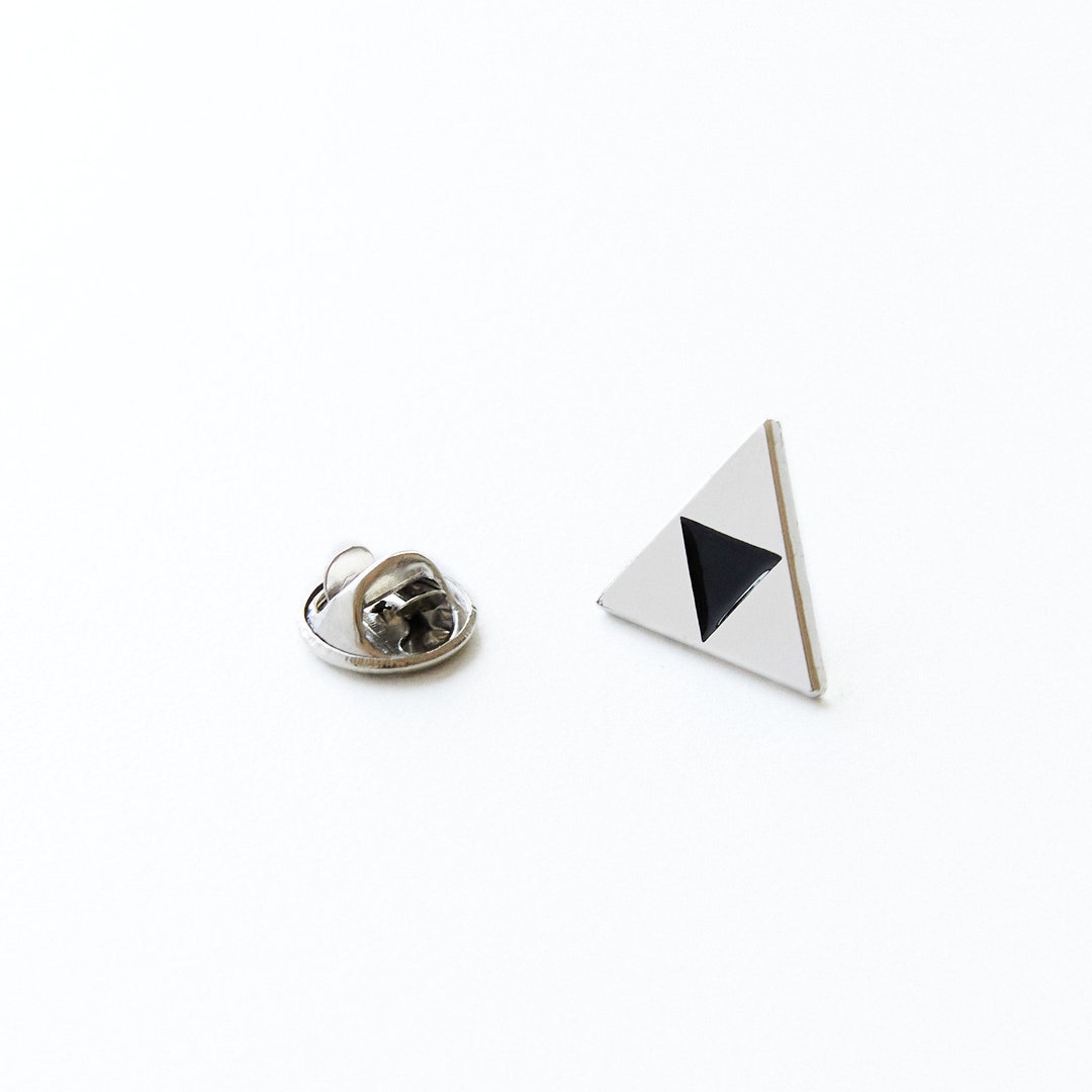 Legend of Zelda Triforce Suit Pin Silver Gaming Accessory Video Game ...