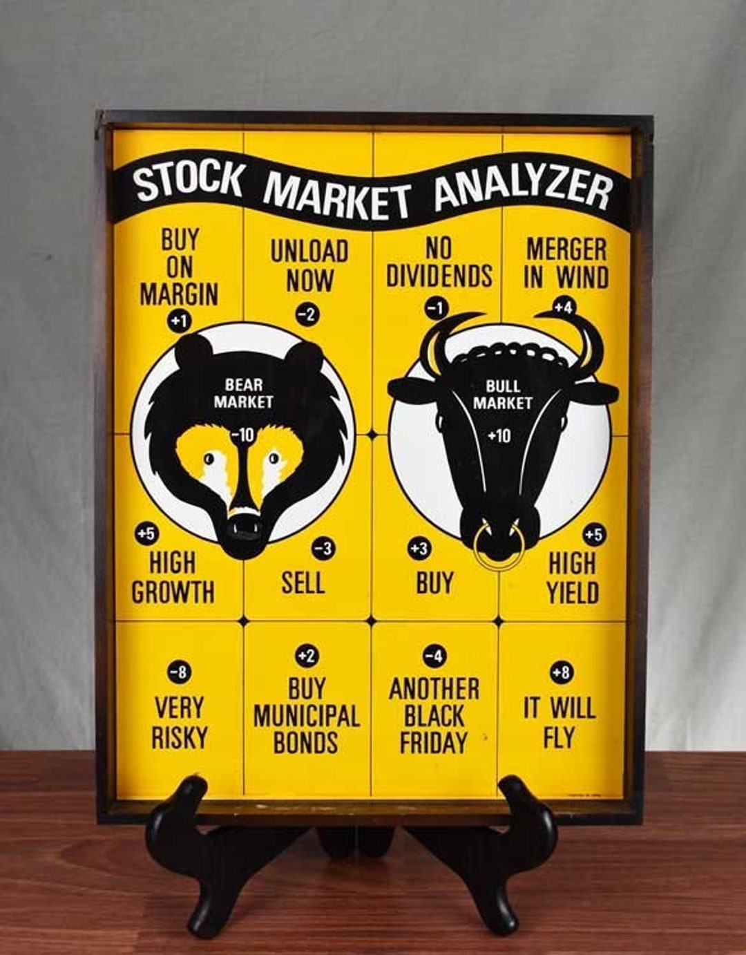 The Stock Market Analyzer Game - Vintage - Old Bull and Bear Stock ...