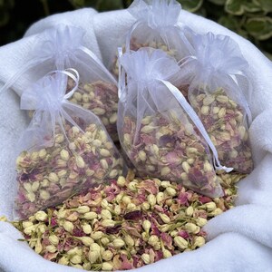 Flower Wedding Toss: Biodegradable Confetti Sachets, Floral Favors - Etsy