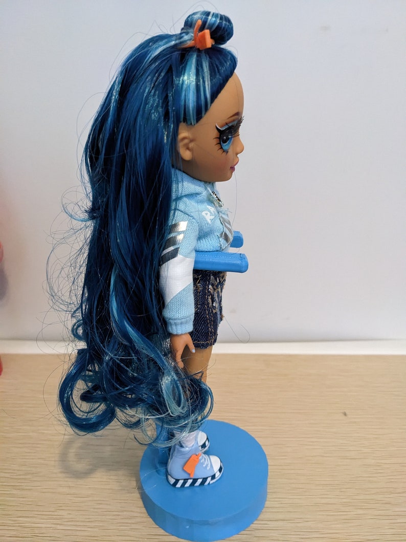 Doll Stand for 9" Dolls - Fits Rainbow High Junior High Dolls - Etsy