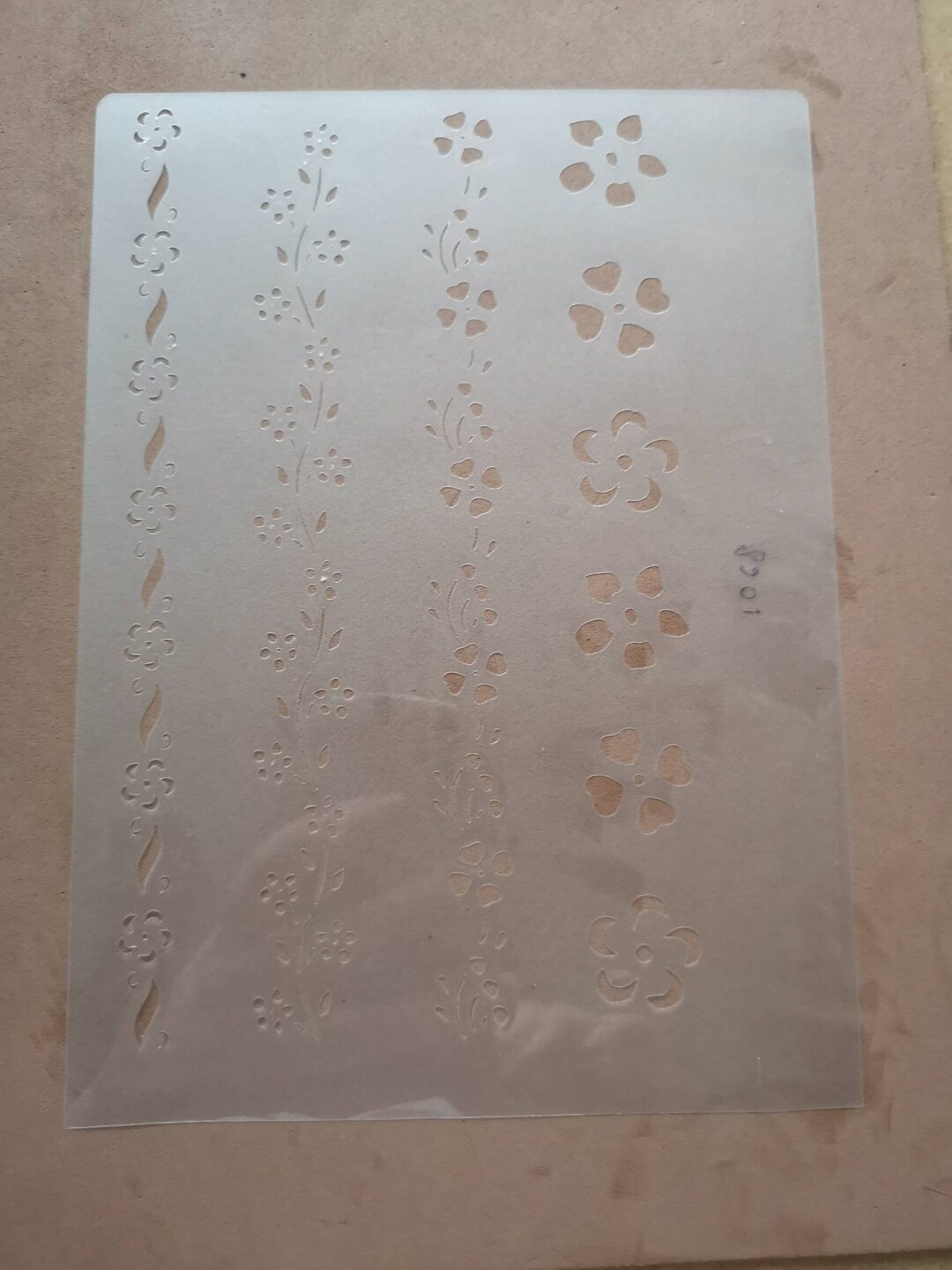 Flower Line Stencil, Home Decor, Wall Decor, Furniture Painting, Sign ...