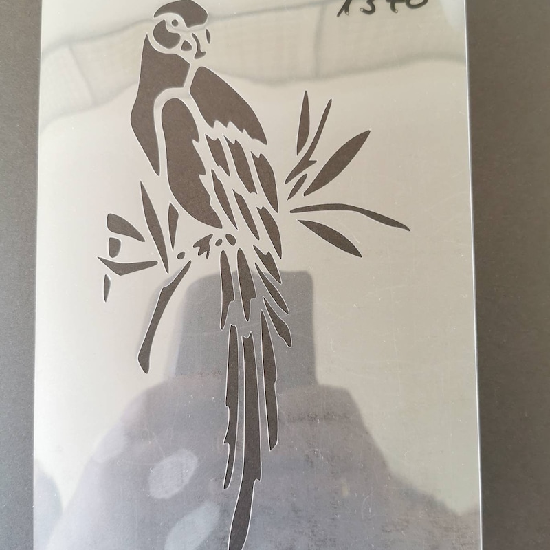 Parrot Stencil - Etsy
