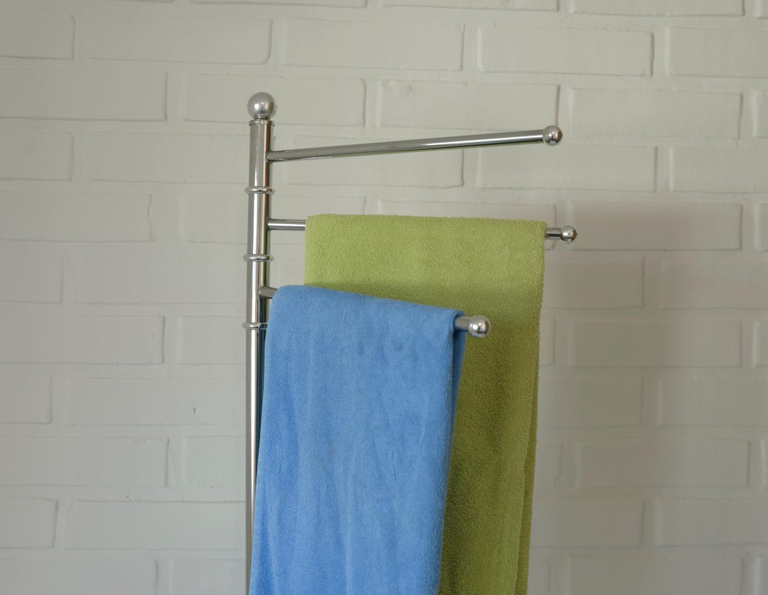 MCM Towel Rack / Vintage Bathroom / Mid Century Modern / Chrome Metal ...