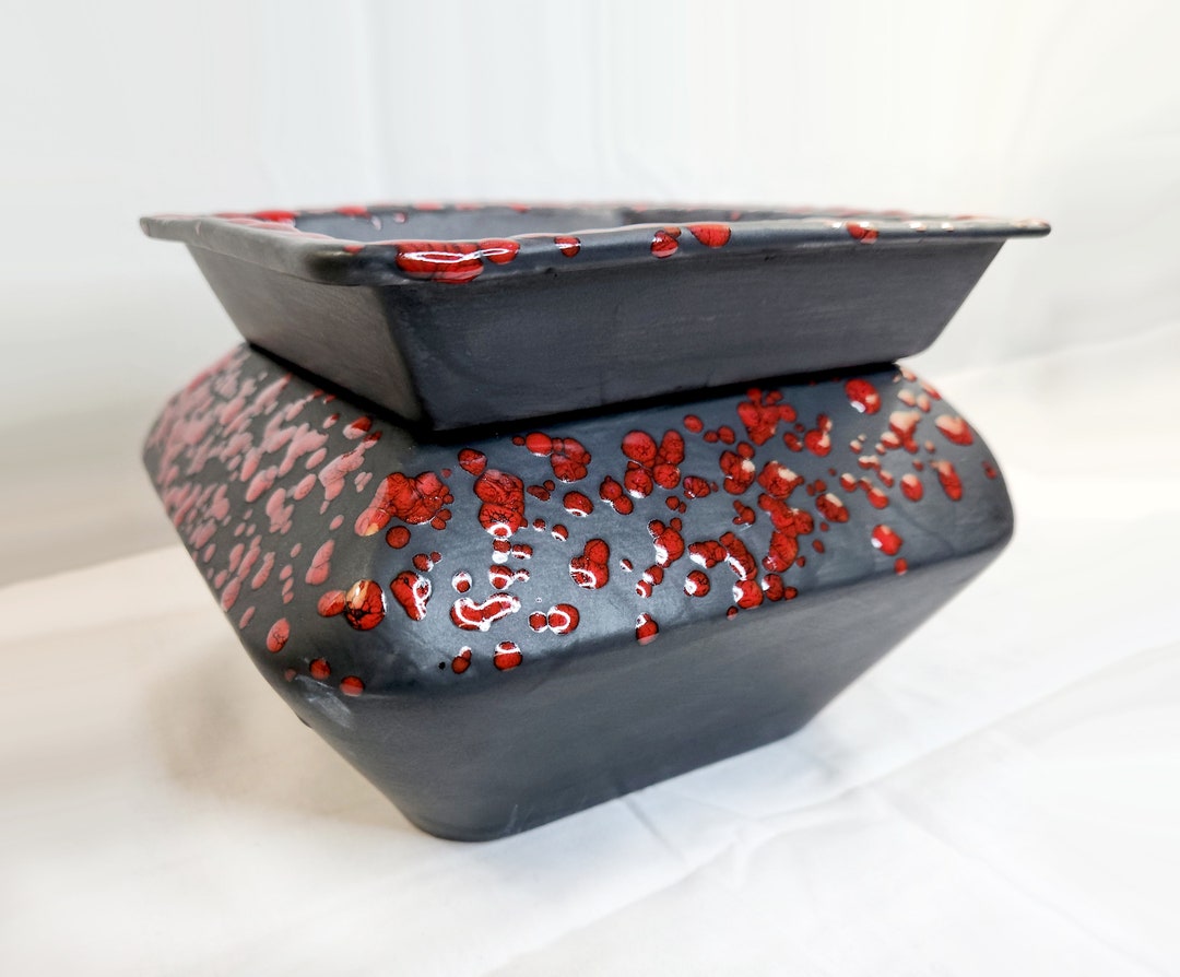 Large Matte Black W/ Glossy Red Spots Ceramic African Violet Pot - Etsy