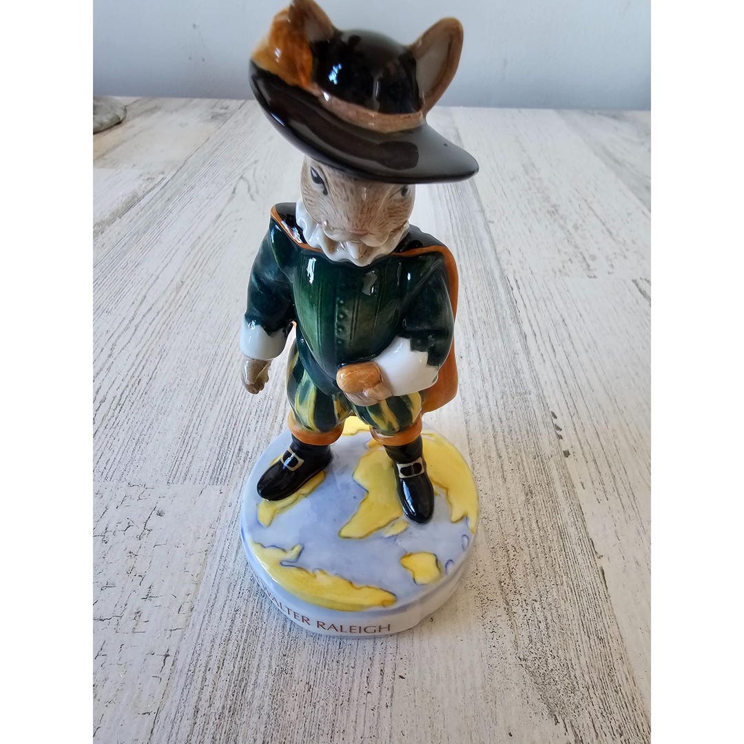 Royal Doulton Sir Walter Raleigh Explorers Bunnykins DB416 Rear Vintage ...