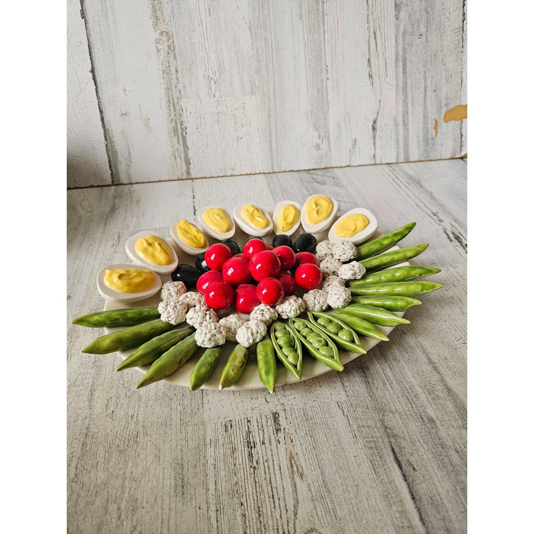 Donna Lynn Realistic Food Pop Art Funk Tray Peapod Realistic Tomatoes ...