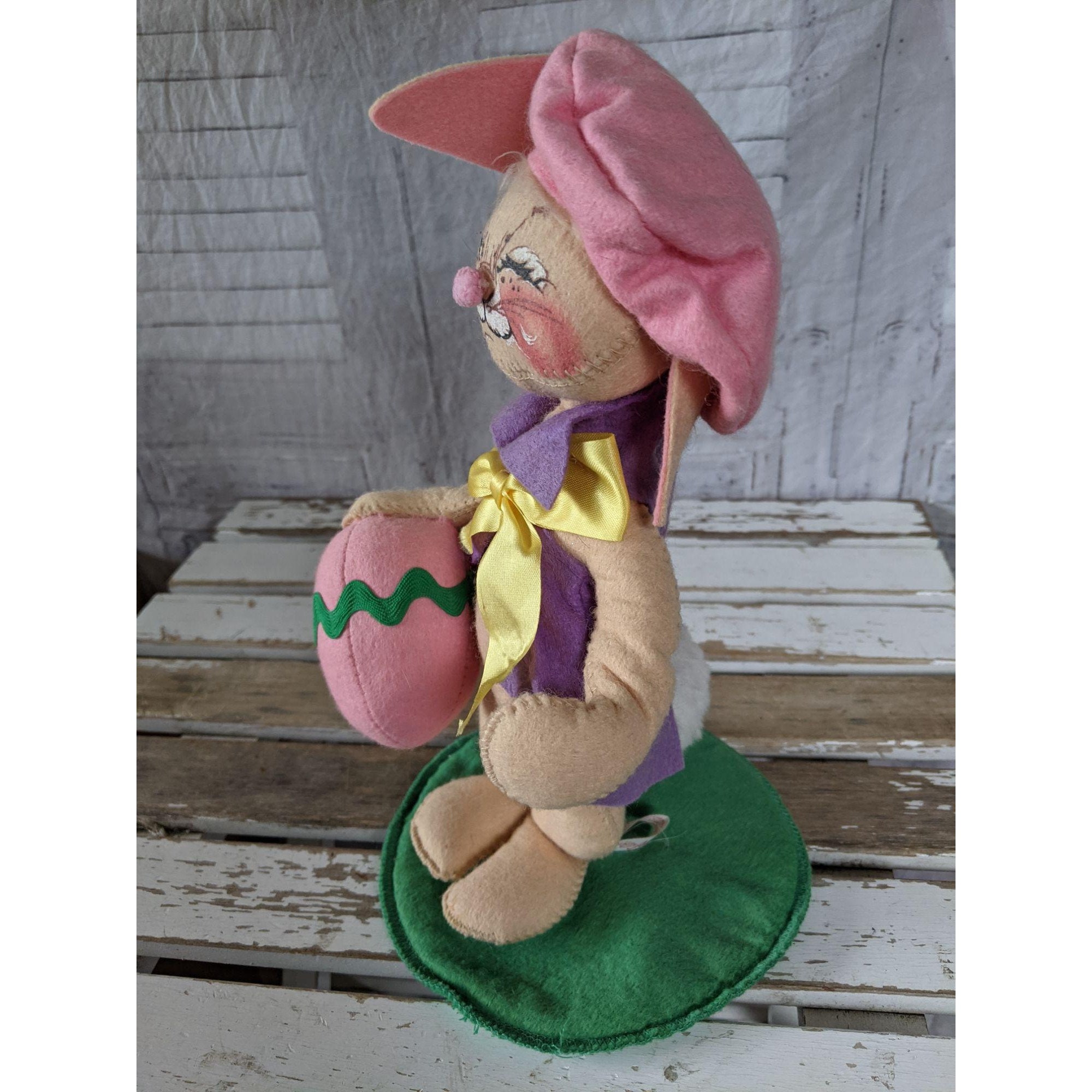 Annalee Easter Bunny 1988 Rabbit Decor Artist Spring Vintage - Etsy UK