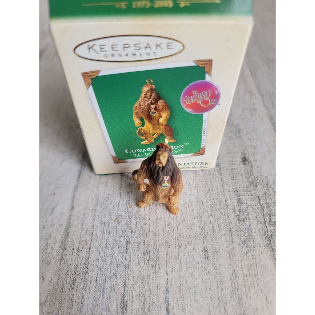 Hallmark Cowardly Lion Wizard of Oz Mini Ornament Xmas - Etsy