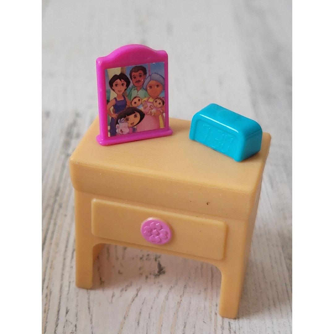 Dora Explorer Family Photo Drawer Desk Alarm Clock Doll Accessory Toy ...