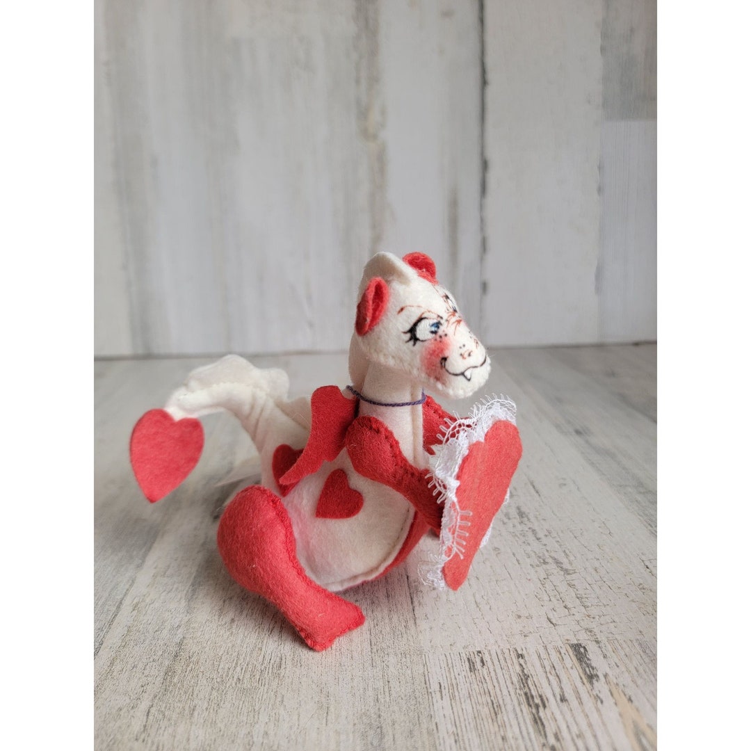 Annalee Mini Dragon Valentine Heart Smile Red Love - Etsy