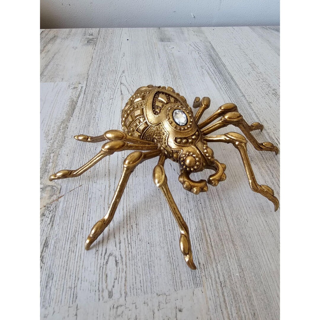 Gold Scarab Spider Halloween Life-size Lifelike Realistic Unique ...