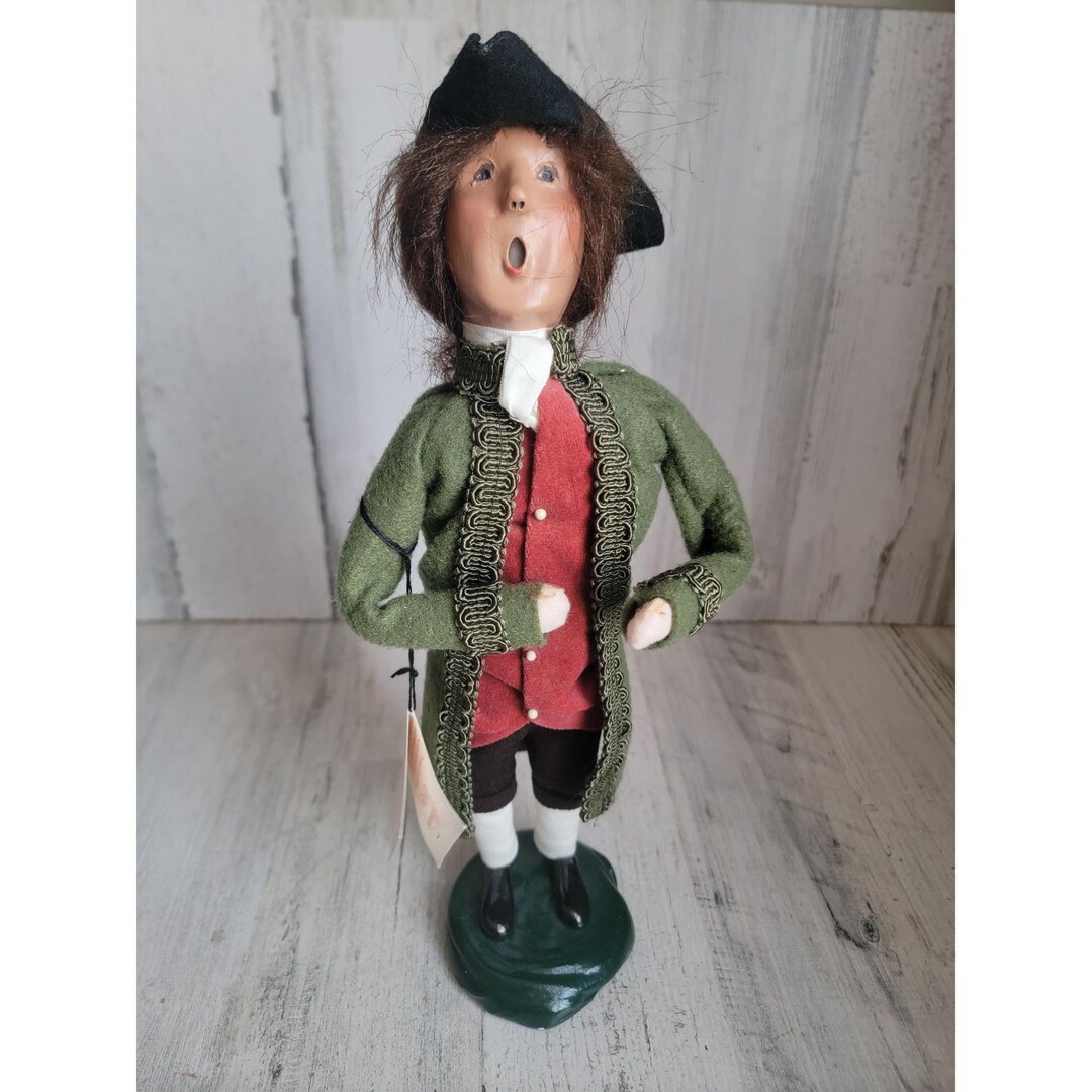 Byer's Choice 1999 Colonial English Williamsburg Man Caroler Xmas ...