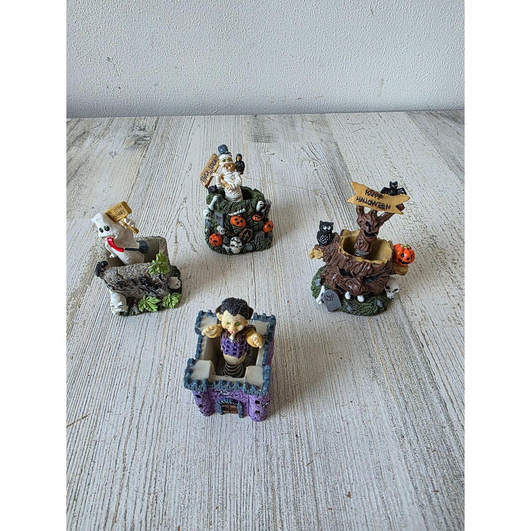 Mini Dracula Mummy Ghost Tree Village People Accessory Unique Tombstone ...